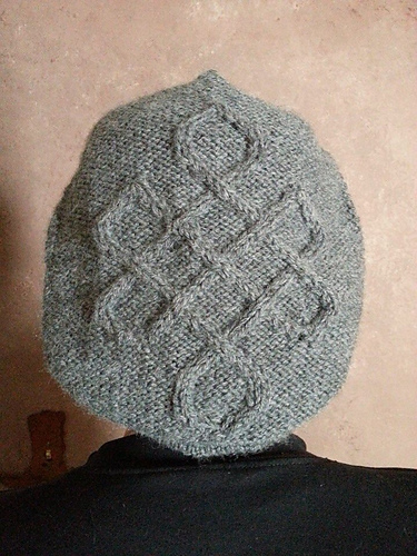 Ravelry: Pádraig Driving Cap pattern by Anne Carroll Gilmour
