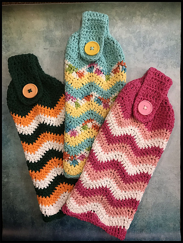 Ravelry: Hanging Kitchen Bathroom Towel pattern by Sandy Rushton