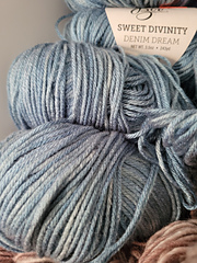 Ravelry: Yarn Bee Sweet Divinity