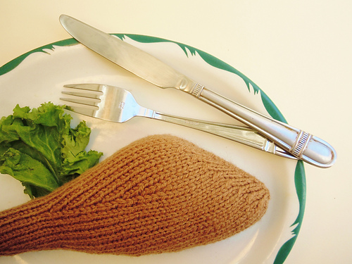 Ravelry: Roasted Turkey Leg pattern by Sara Elizabeth Kellner
