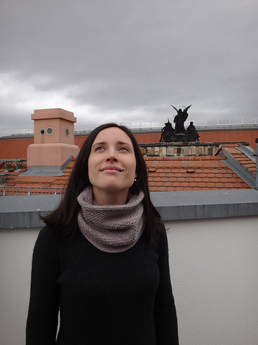 Ravelry: Kufstein Cowl pattern by Sarah Solomon – Into the Wool