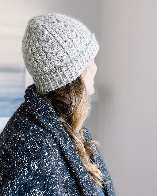 Ravelry: Becket pattern by Sarah Solomon – Into the Wool