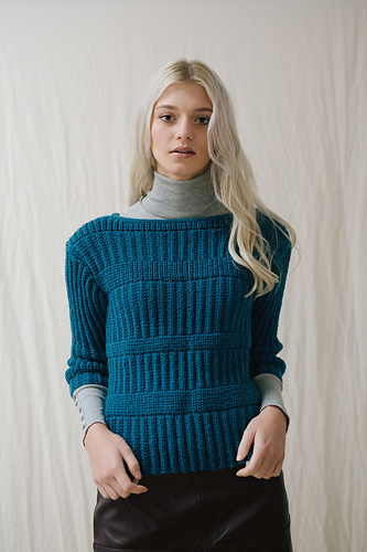Ravelry: Carrie pattern by Sarah Hatton