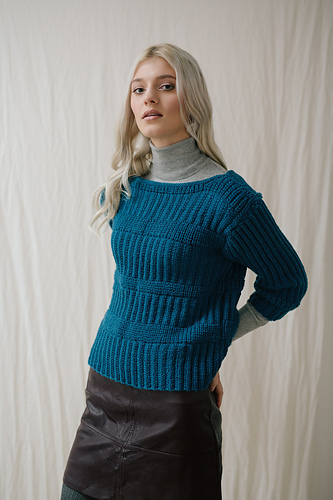 Ravelry: Carrie pattern by Sarah Hatton