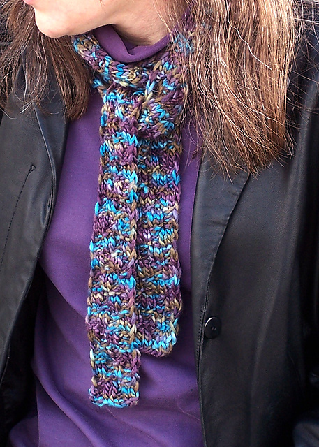 Ravelry: Variegated Mini Scarf pattern by Sarah Marsden