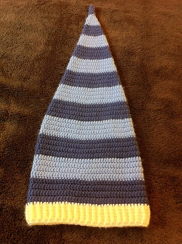 Ravelry: Pointed Hats pattern by Sarah Mitchell