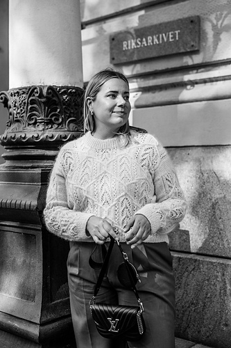 Ravelry: Champagne pullover pattern by Sari Nordlund