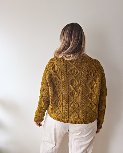 Ravelry: Book Club pullover pattern by Sari Nordlund
