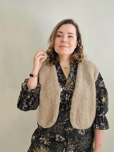 Ravelry: Teddy vest pattern by Sari Nordlund