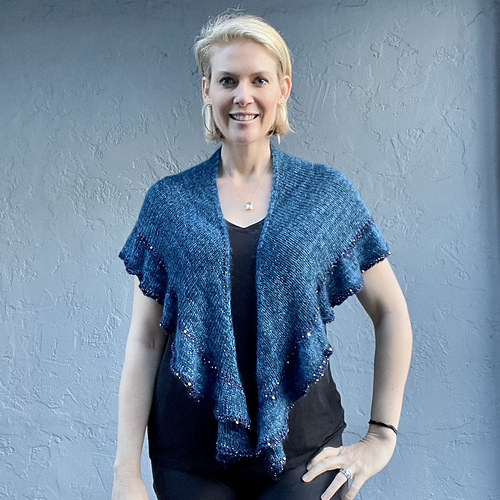 Ravelry: Virtual Hug Ruffled Shawlette (#269B) pattern by Atelier Yarns