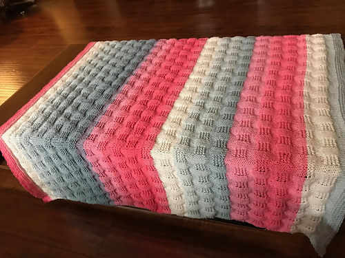 Ravelry: saspinner's Jordan Baby Blanket