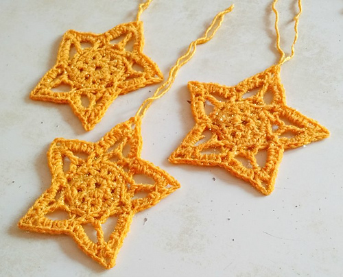 Ravelry: Christmas Stars pattern by In the Yarn Garden