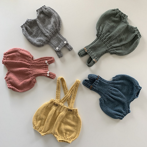 Ravelry: Småfletteromper / Mock Cable Romper pattern by scandiknit