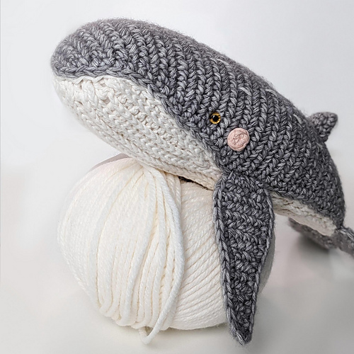 Ravelry: Hope the Blue Whale pattern by Svenja Rösner