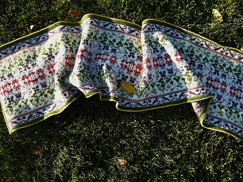 Ravelry: Violets pattern by Mary Scott Huff