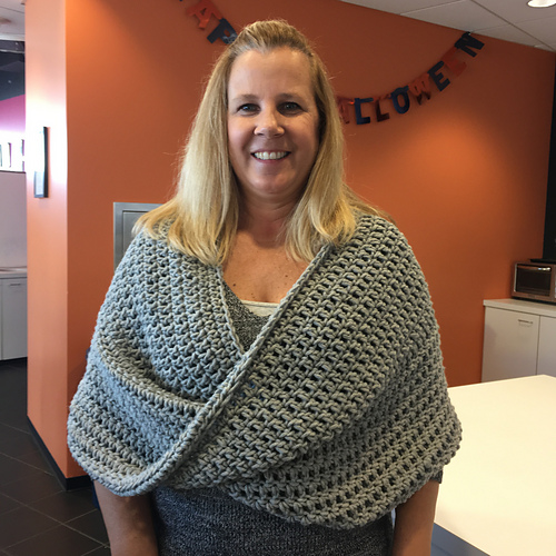 Ravelry: Mobius Shawl Wrap pattern by Naztazia