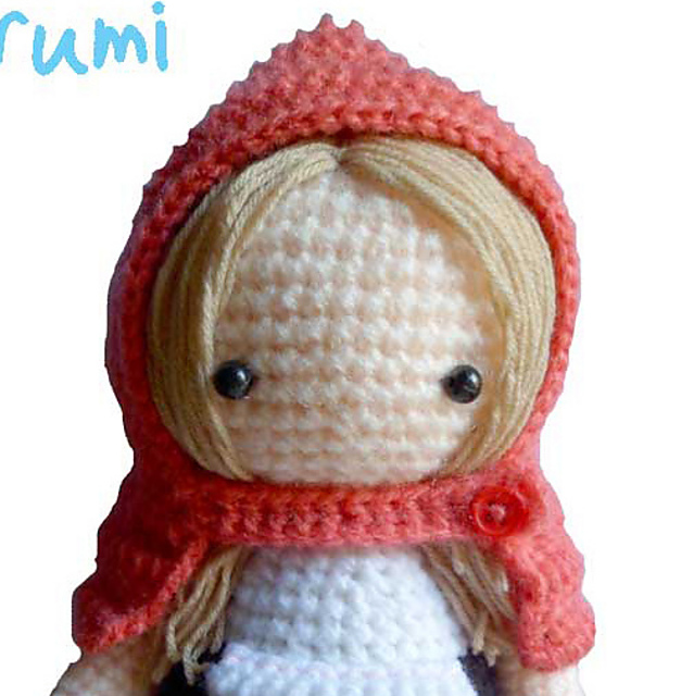 Ravelry: Little red riding hood pattern by Kanjana Wanherm