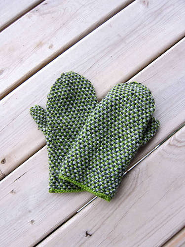 Ravelry: Fabric Stitch Mittens pattern by Kirsten Hipsky