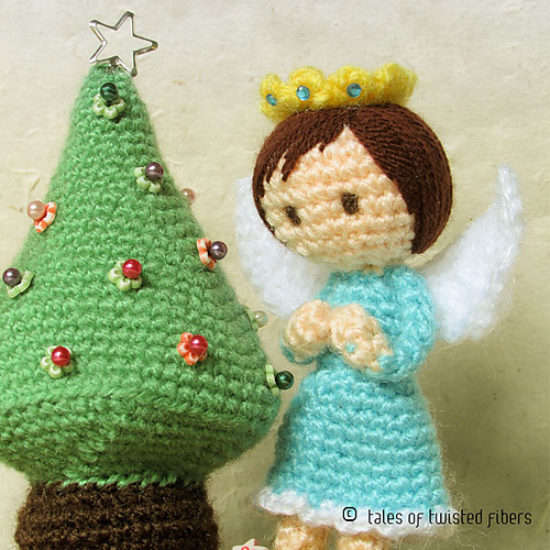 Ravelry: Miniature Christmas Tree & Angels pattern by Serah Basnet