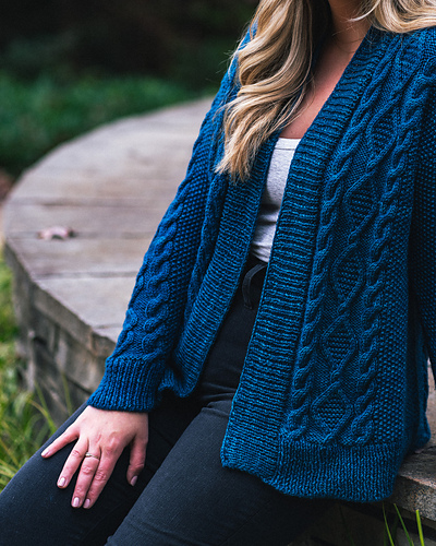Ravelry: Velvet Cardigan pattern by Yarn Genie (Jeanie)
