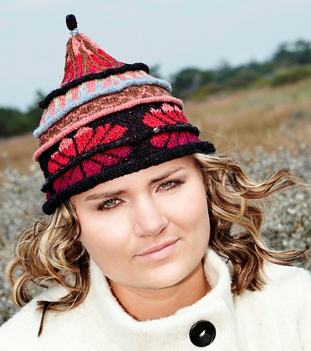 Ravelry: Pagode hat pattern by Christel Seyfarth