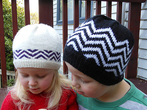 Ravelry: Zigging Hat pattern by Sarah Ronchetti
