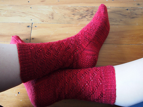 Ravelry: Hailstones pattern by Sarah Ronchetti
