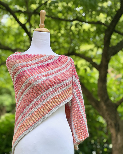 Ravelry: Tropez pattern by Jennifer Weissman