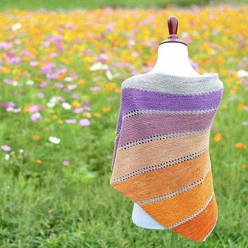 Ravelry: First Rays pattern by Jennifer Weissman