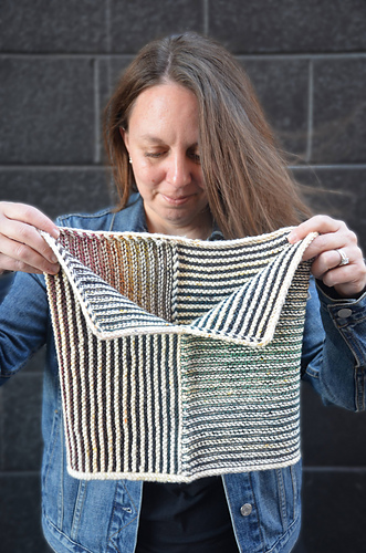 Ravelry: Exact Opposite pattern by Shana S. Cohen