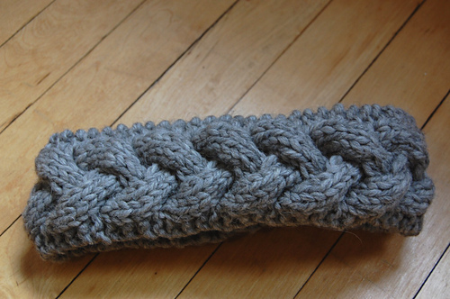 Ravelry: Braided Cable Headband/Earwarmer pattern by Rachel Jacks