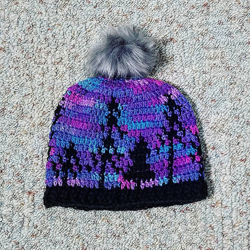 Ravelry: Northern Lights Toque pattern by Northern Knits & Knots by Shayna