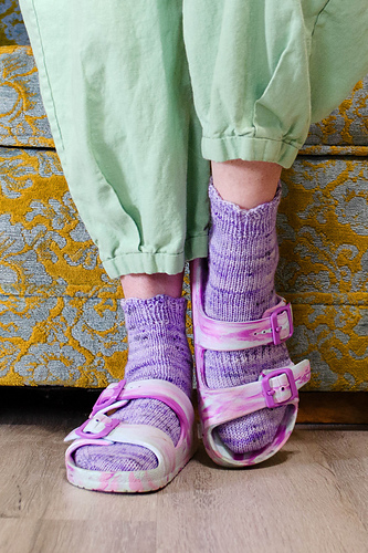 Ravelry: Sheshe Socks pattern by Sheila Toy Stromberg