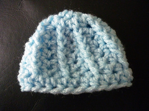 Ravelry: Micro Prem Ribbed hats pattern by Myshelle Cole