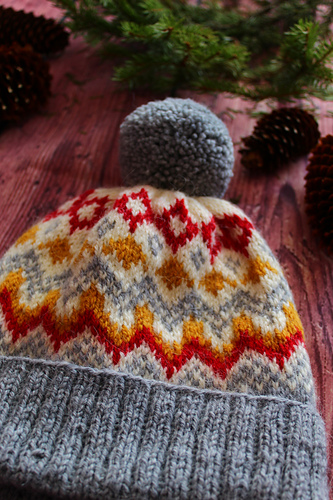 Ravelry: Red October Hat pattern by EVVASH