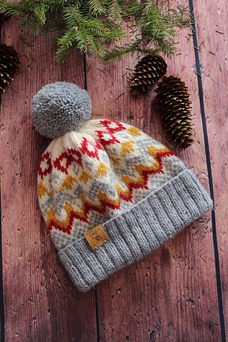 Ravelry: Red October Hat pattern by EVVASH