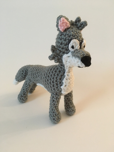 Ravelry: Gray Wolf pattern by Jenn Mulherin