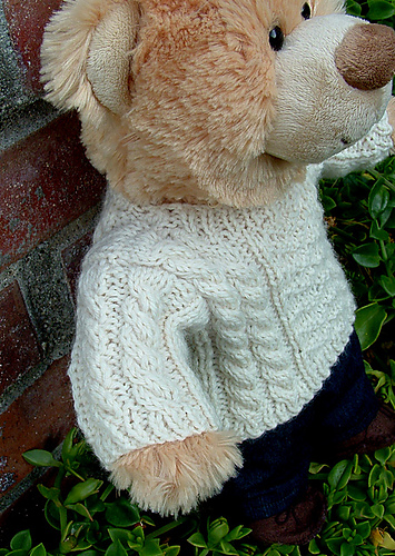Ravelry: John Watson Bear Oatmeal Jumper pattern by shinysherlock