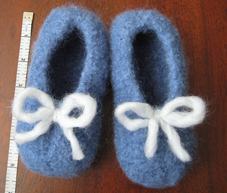 Ravelry: DyeingtoCrochet's Felted Nana Slippers