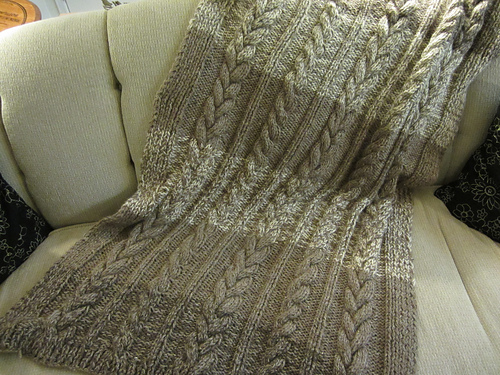 Ravelry: Chunky Cable Throw pattern by Elise Wilson