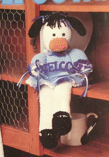 Ravelry: Shelf Sitter pattern by Estella Whitford