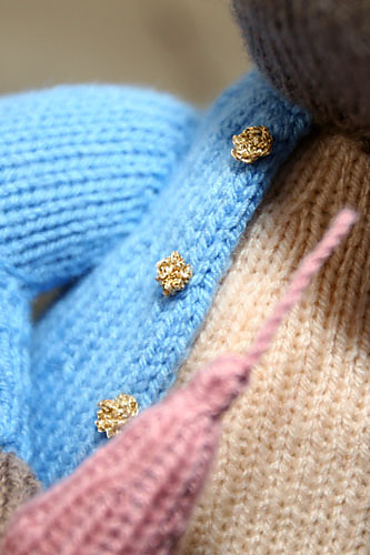 Ravelry: Peter Rabbit pattern by Alan Dart