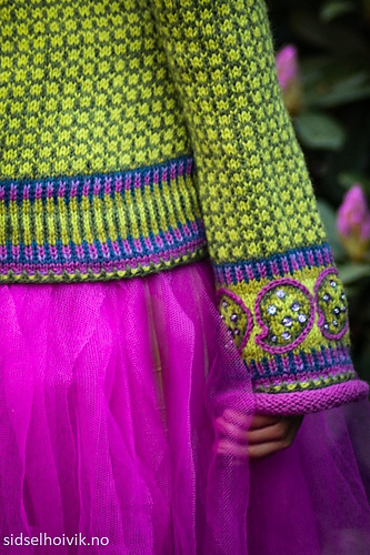 Throw me your most difficult knitting patterns : r/knitting