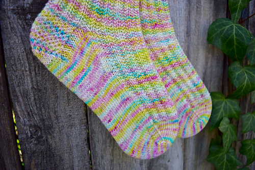 Ravelry: Seeded Ground pattern by All Knit Up Designs