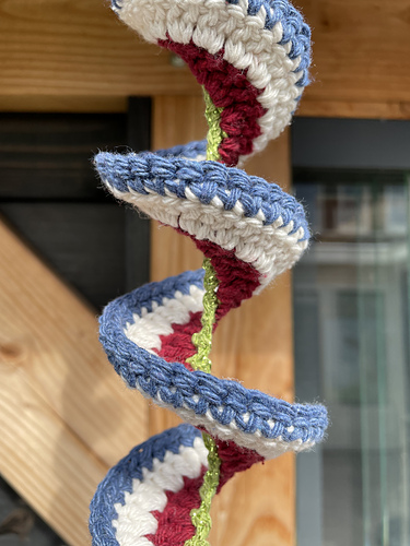 Ravelry: Crochet Wind Spinner pattern by May Shehab