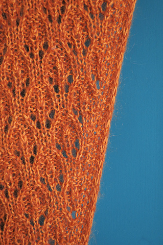 Ravelry: Glowing Ember Shawl pattern by Karolina Wesolek