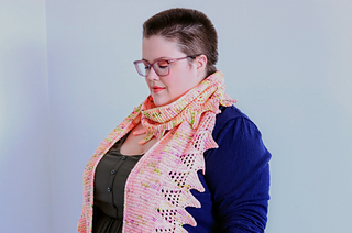 Ravelry: Whipsaw Scarf pattern by Kerri Dinsmore