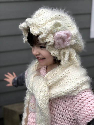Ravelry: Milk maid hat and scarf pattern by simona dan