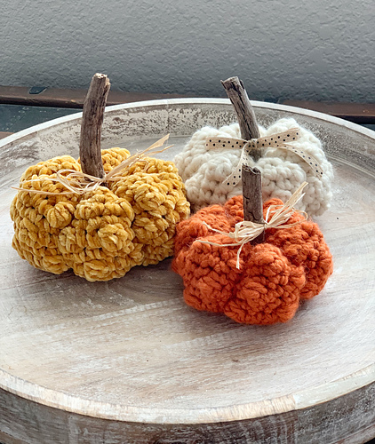 Ravelry: The Knobby Little Pumpkin 067 pattern by Simply Made By Erin