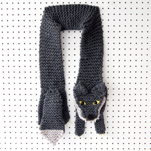 Ravelry: Werewolf Scarf pattern by Louise Walker